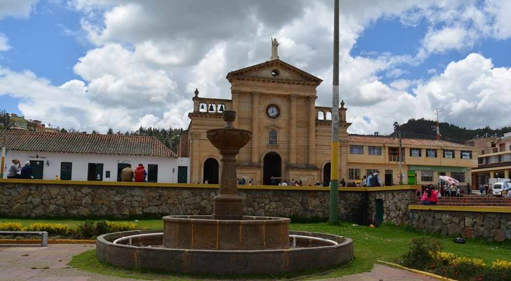 Radio en vivo | Boyacaradio.com | Música instrumental, Colombiana, de ...